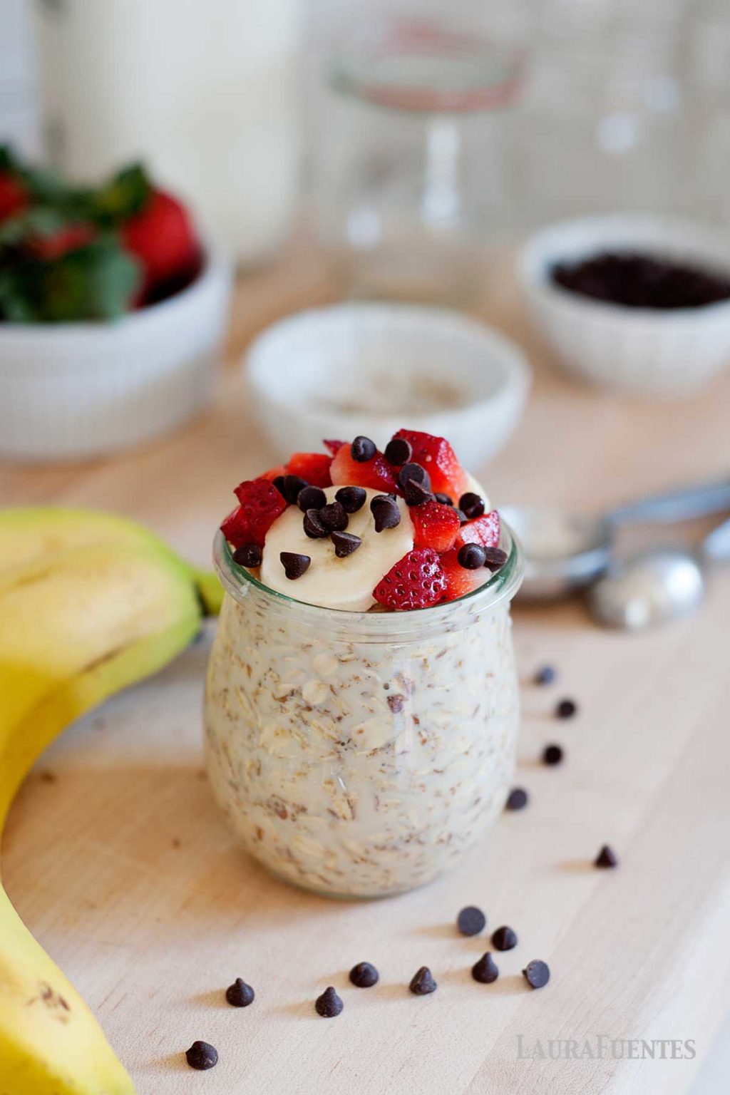 Avena Nocturna con Frutas: ¡El mejor desayuno! | Fácil y Casero